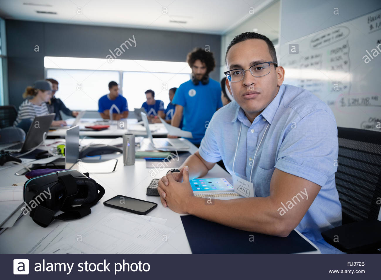Male computer hi-res stock photography and images - Alamy