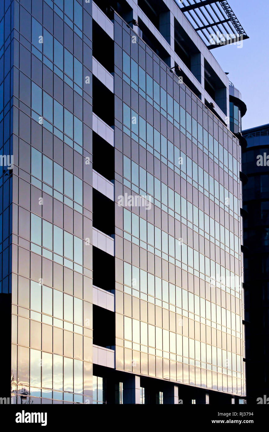 Modern business building with blue glass facade Stock Photo - Alamy