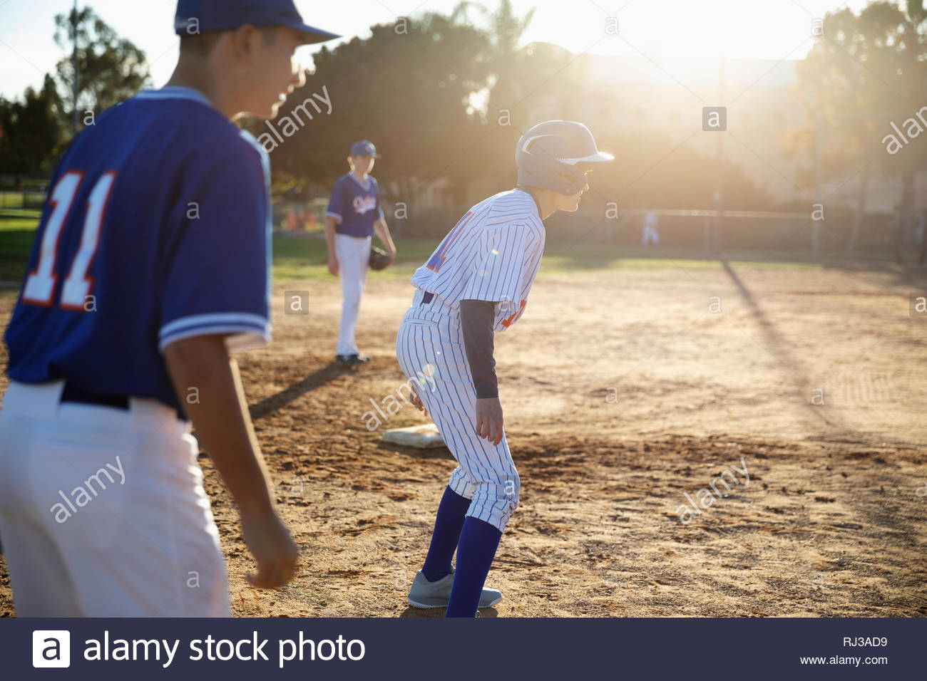 School field baseball hi-res stock photography and images - Alamy