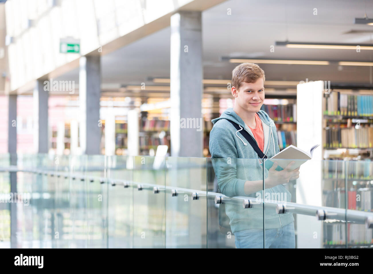 Library corridor hi-res stock photography and images - Alamy