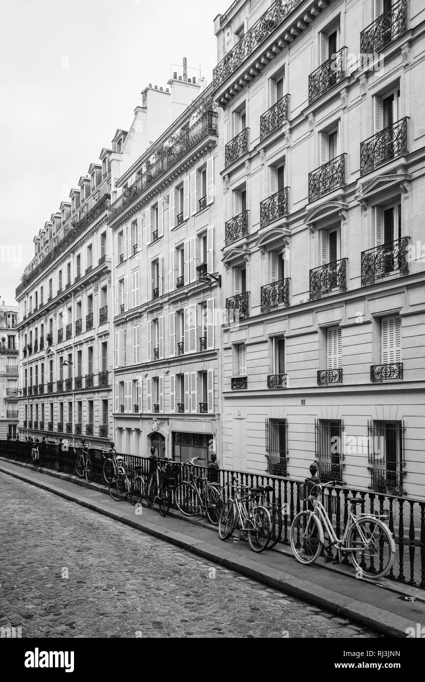 Most beautiful buildings in europe Black and White Stock Photos ...