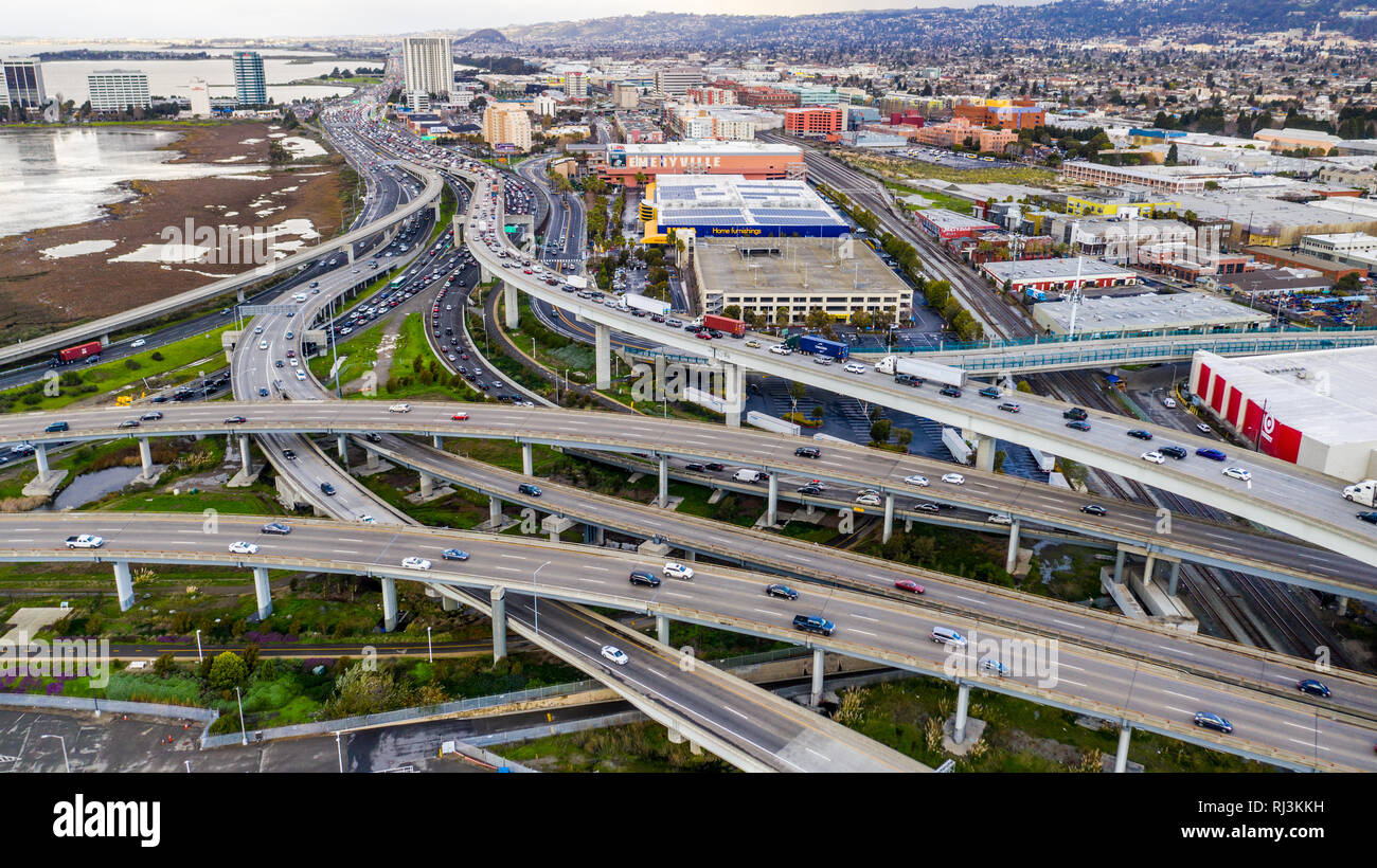 Ca freeway interchange hi-res stock photography and images - Alamy
