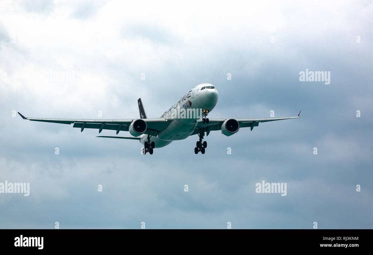 Aerial view of airbus a330 hi-res stock photography and images - Alamy