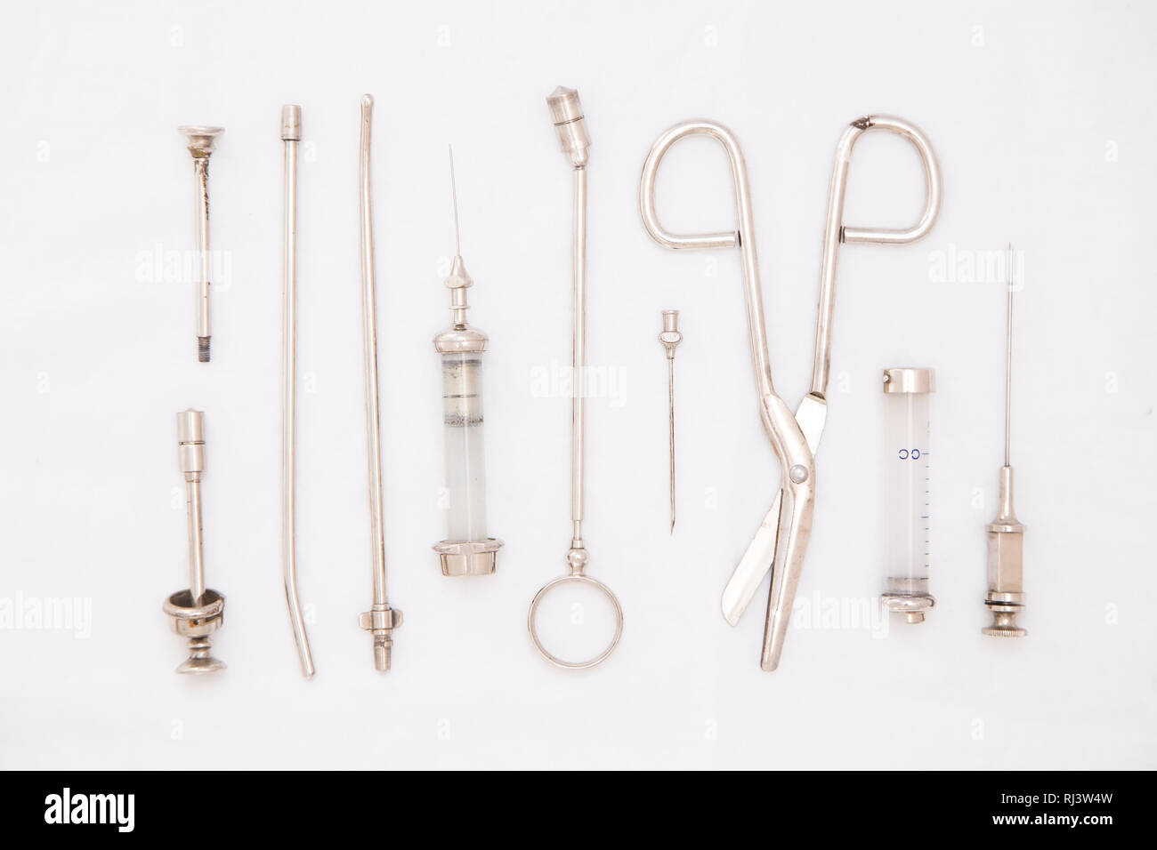 Antique medicine equipments hi-res stock photography and images - Alamy