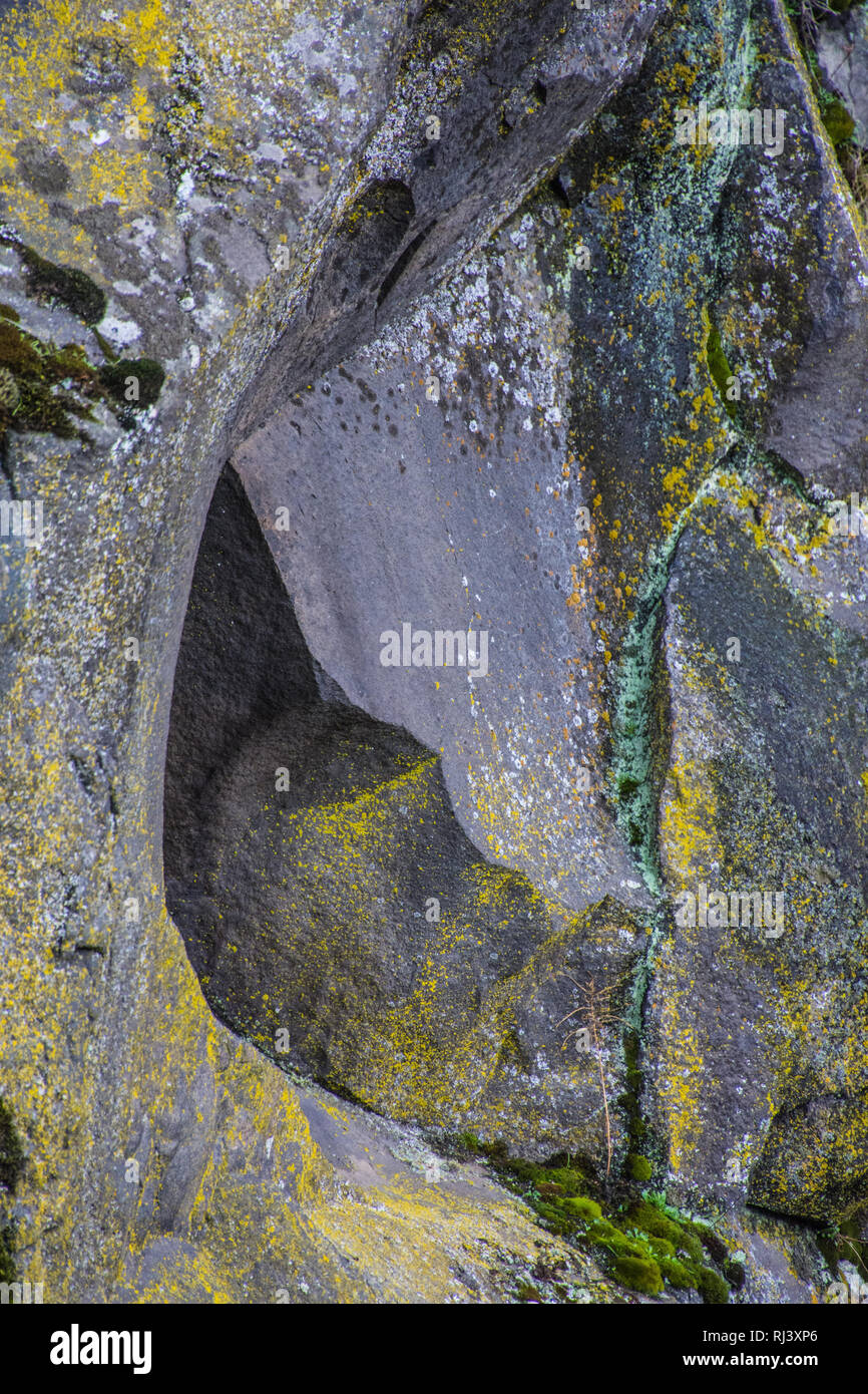 Basalt cliff hi-res stock photography and images - Alamy