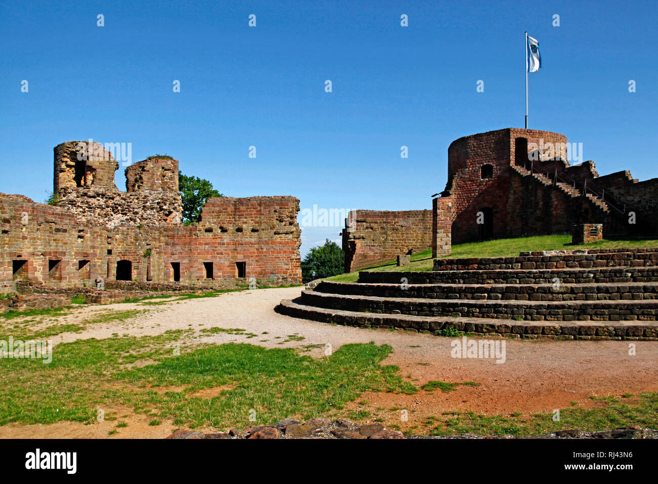 Deutschland, Rheinland-Pfalz - Neuleiningen, Burg Neuleiningen Stock ...