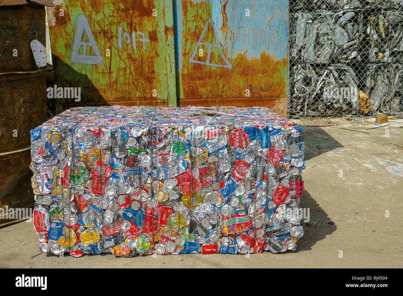 Recycling Aluminum Cans Stock Photo - Alamy