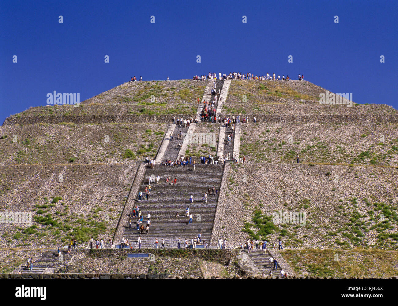 Tourists climbing the Pyramid of the Sun, Teotihuac?n, Mexico Stock ...