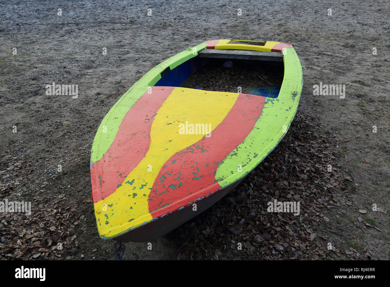 Boot am Strand Stock Photo - Alamy