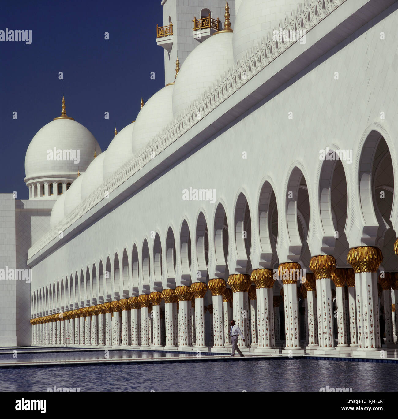 Scheich hi-res stock photography and images - Alamy