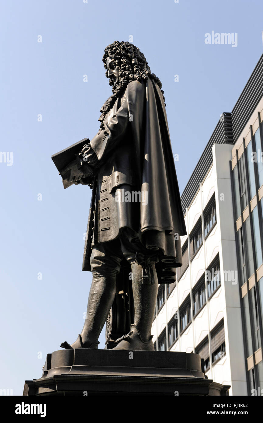 Statue of gottfried wilhelm leibniz hi-res stock photography and images ...