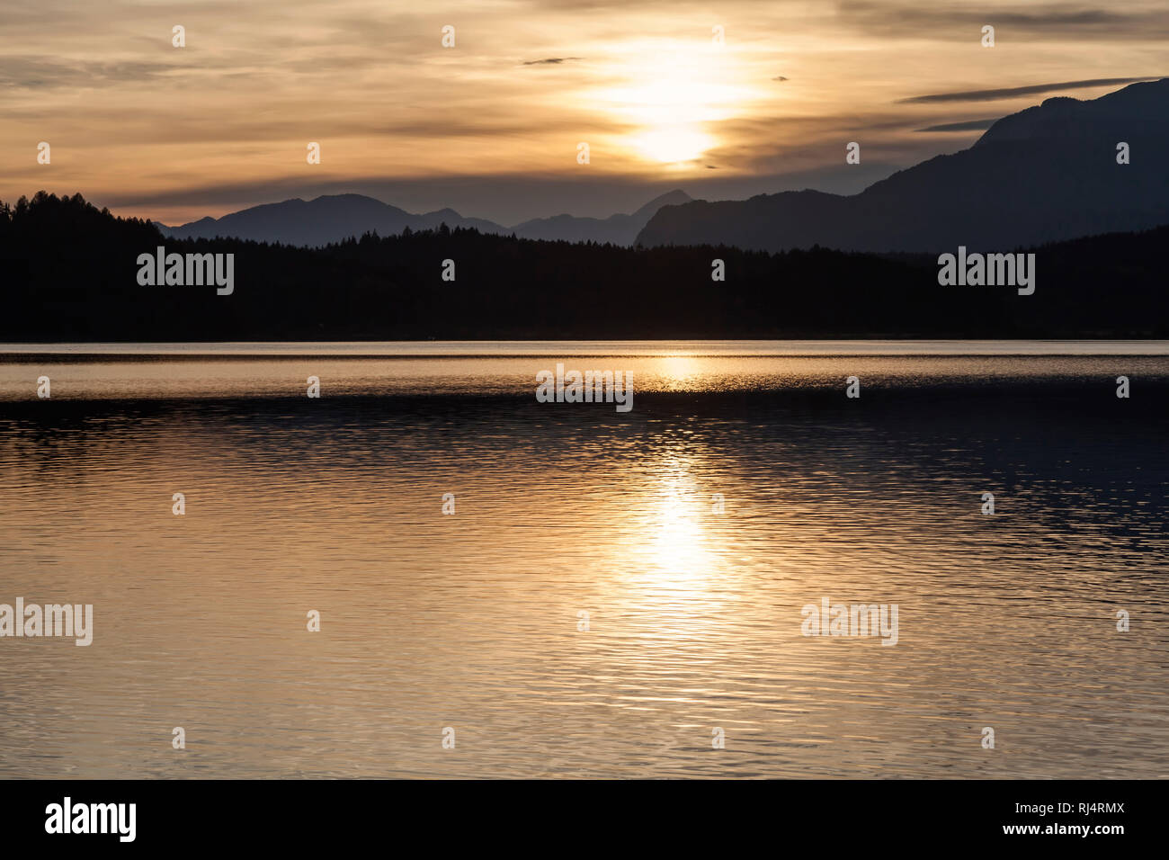Sommerabend am see hi-res stock photography and images - Alamy