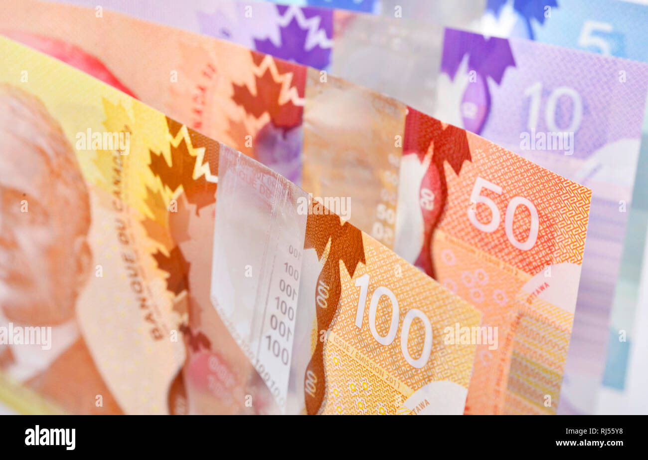 Twenty dollar bill canada hi-res stock photography and images - Alamy