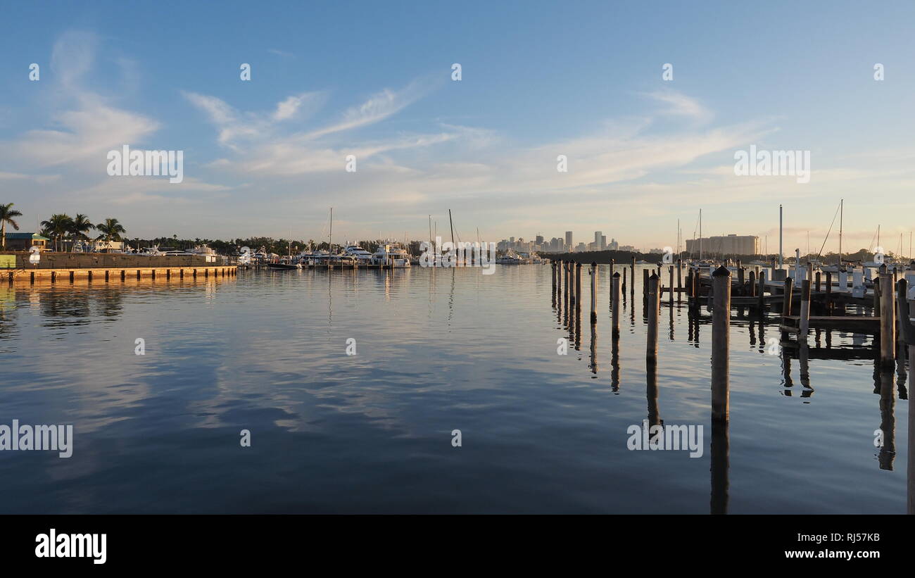 Grove key marina hi-res stock photography and images - Alamy