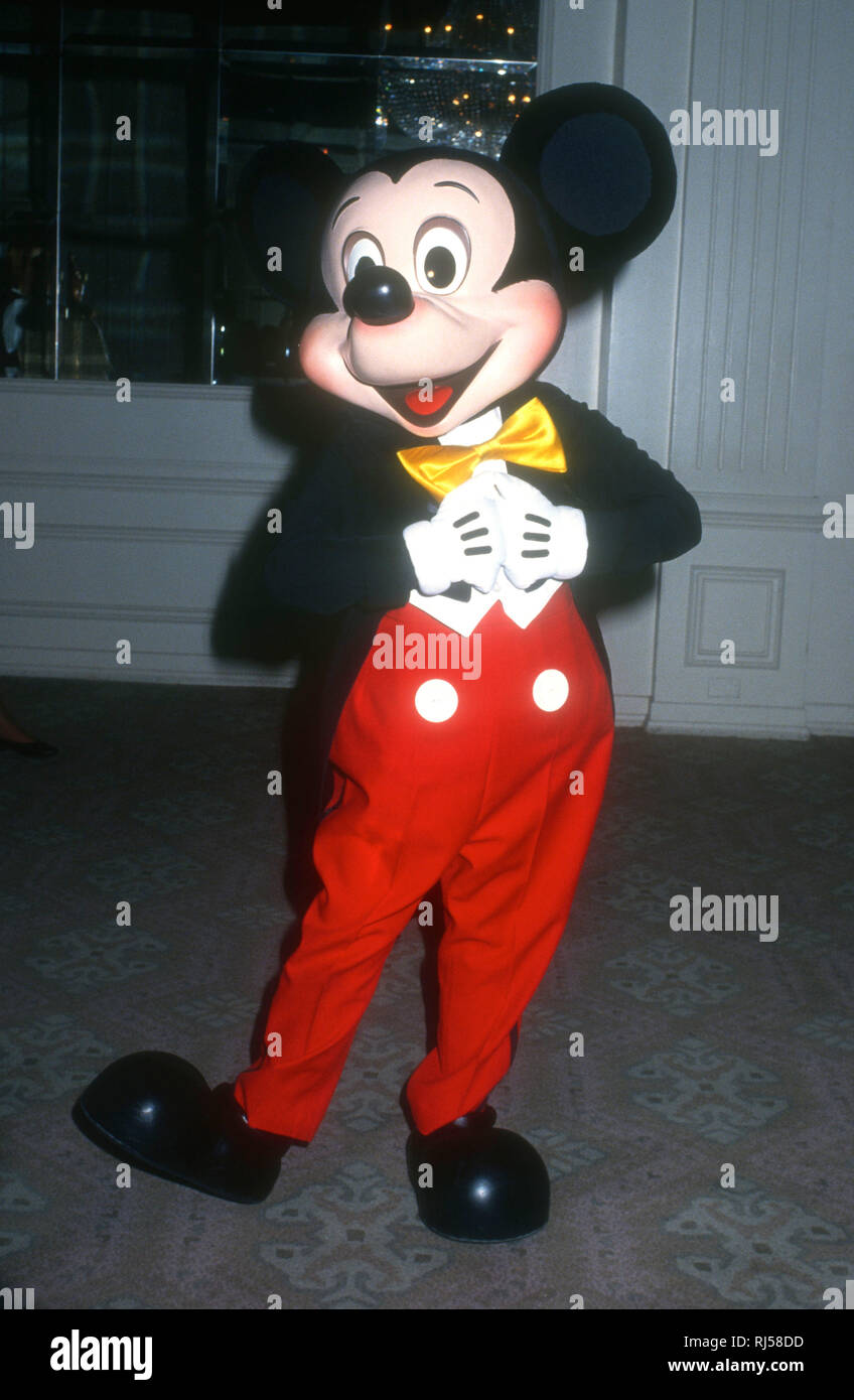 BEVERLY HILLS, CA - DECEMBER 12: Mickey Mouse attends 53rd Annual ...