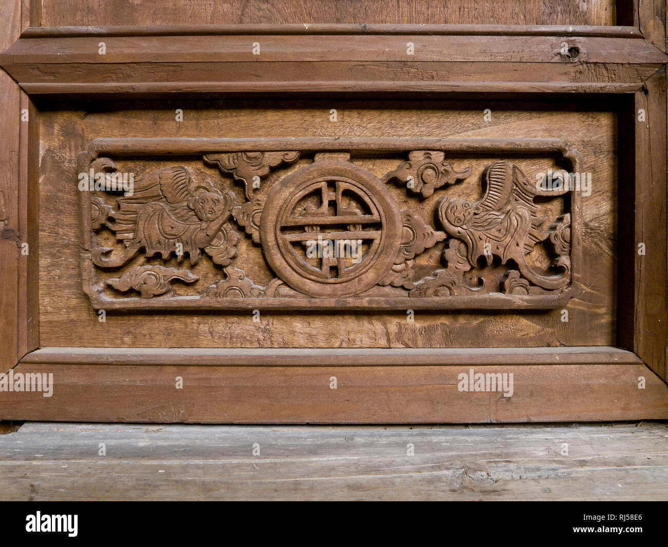 Wood carving detail hi-res stock photography and images - Alamy