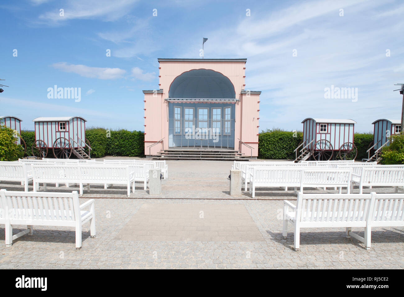 Strandpromenade mit Konzertpavillon, Bansin, Insel Usedom, Mecklenburg ...