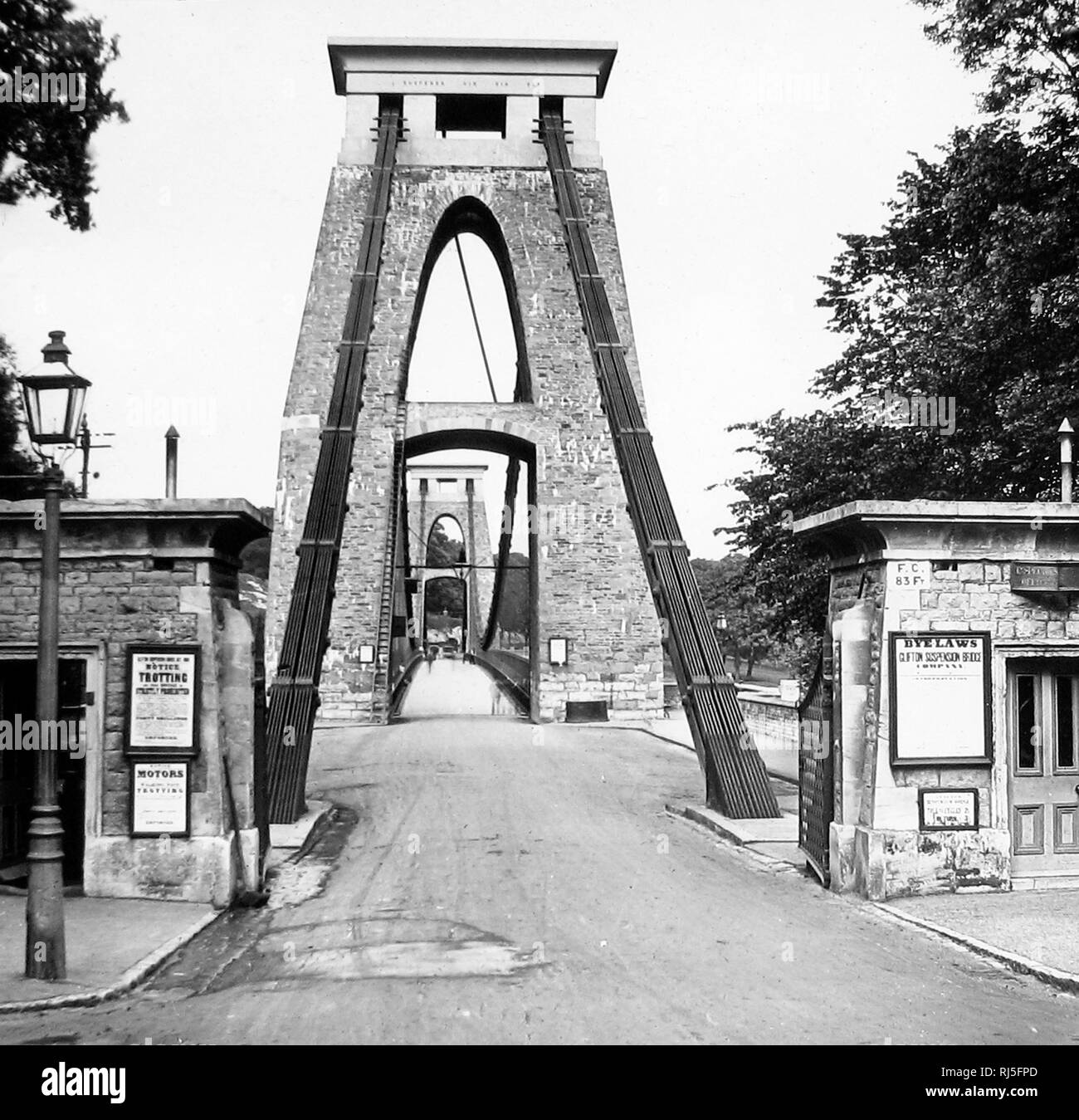 Bristol suspension bridge Black and White Stock Photos & Images - Alamy