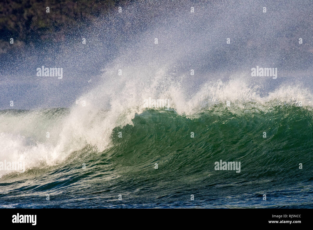 Ocean swells hi-res stock photography and images - Alamy