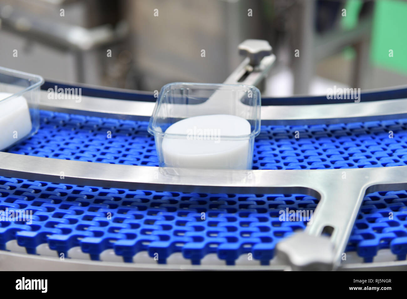 Food products boxs transfer on Automated conveyor systems industrial ...