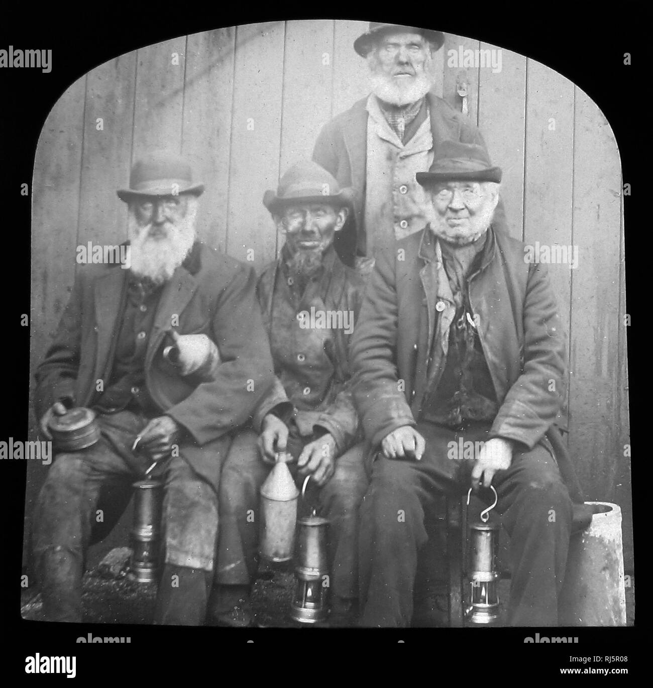 Edwardian victorian pit hi-res stock photography and images - Alamy