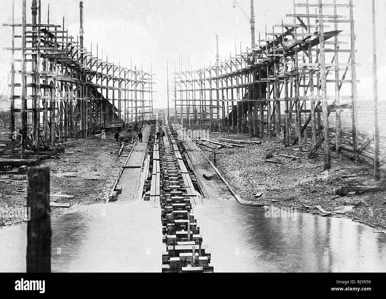 Keel blocks hi-res stock photography and images - Alamy