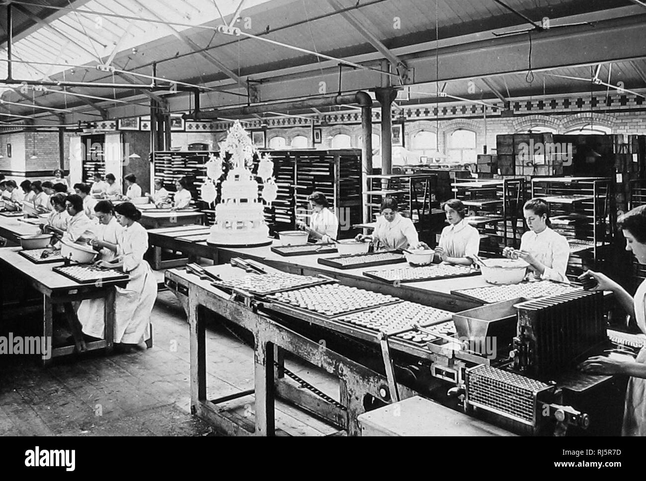 Cooperative production hi-res stock photography and images - Alamy