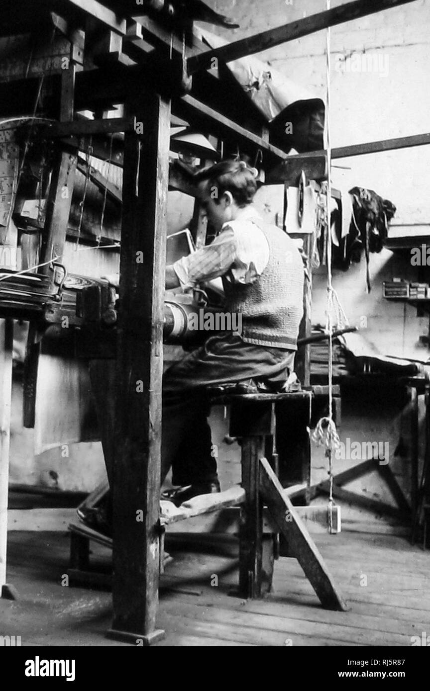 Hand loom weaver Stock Photo - Alamy