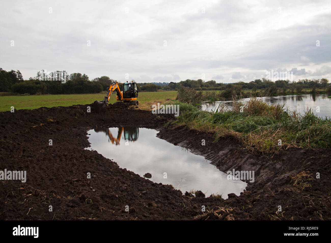 Creating slack water areas beside the River Avon Ringwood Hampshire ...