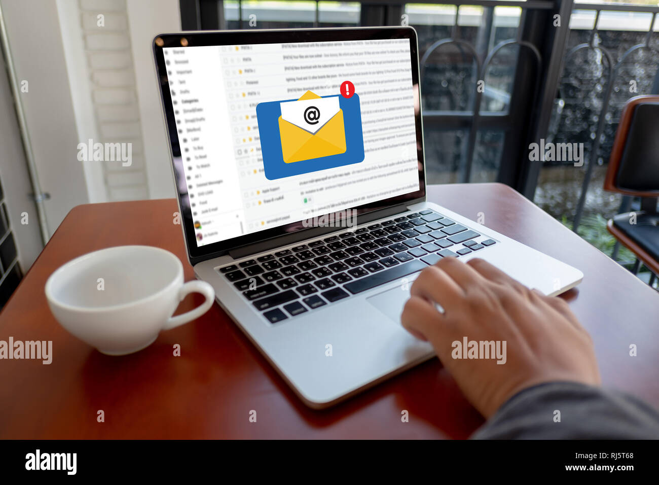 Mail Communication Connection message to mailing contacts phone Global ...
