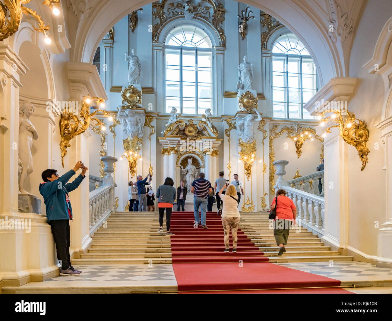 Hermitage museum interior hi-res stock photography and images - Alamy