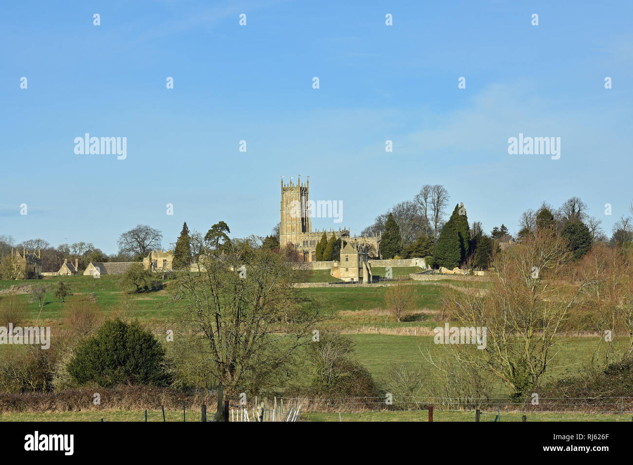 Heart of England Way Walking path from Broad Campden to Chipping ...