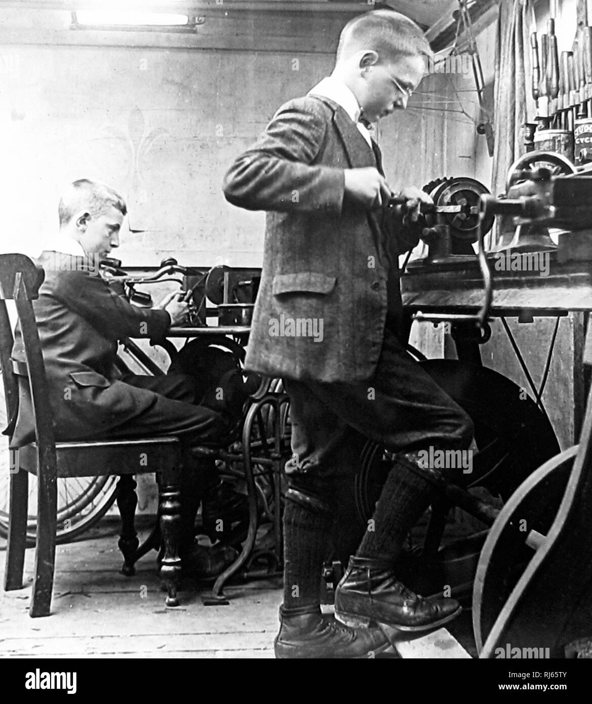 Apprentices victorian Black and White Stock Photos & Images - Alamy