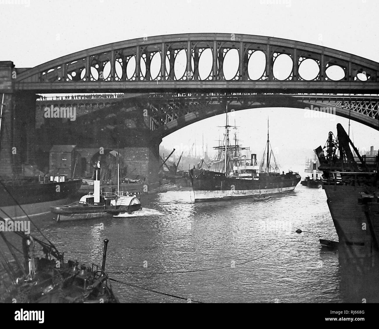 River wear at sunderland Black and White Stock Photos & Images - Alamy