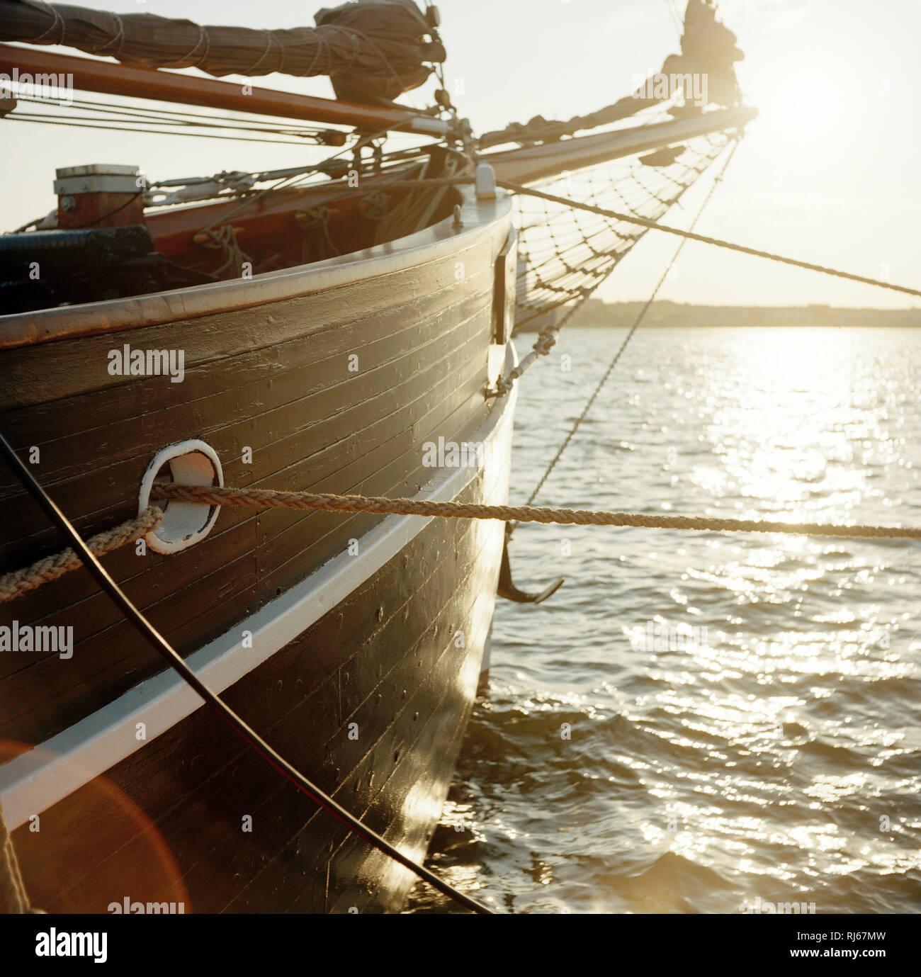 Altes segelschiff hi-res stock photography and images - Alamy