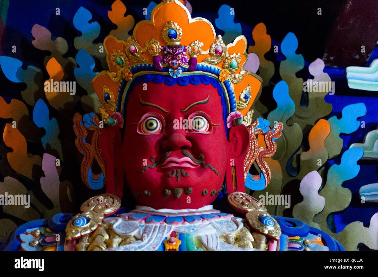 Tibet, Kloster Gonkar Choede, Statue Stock Photo - Alamy