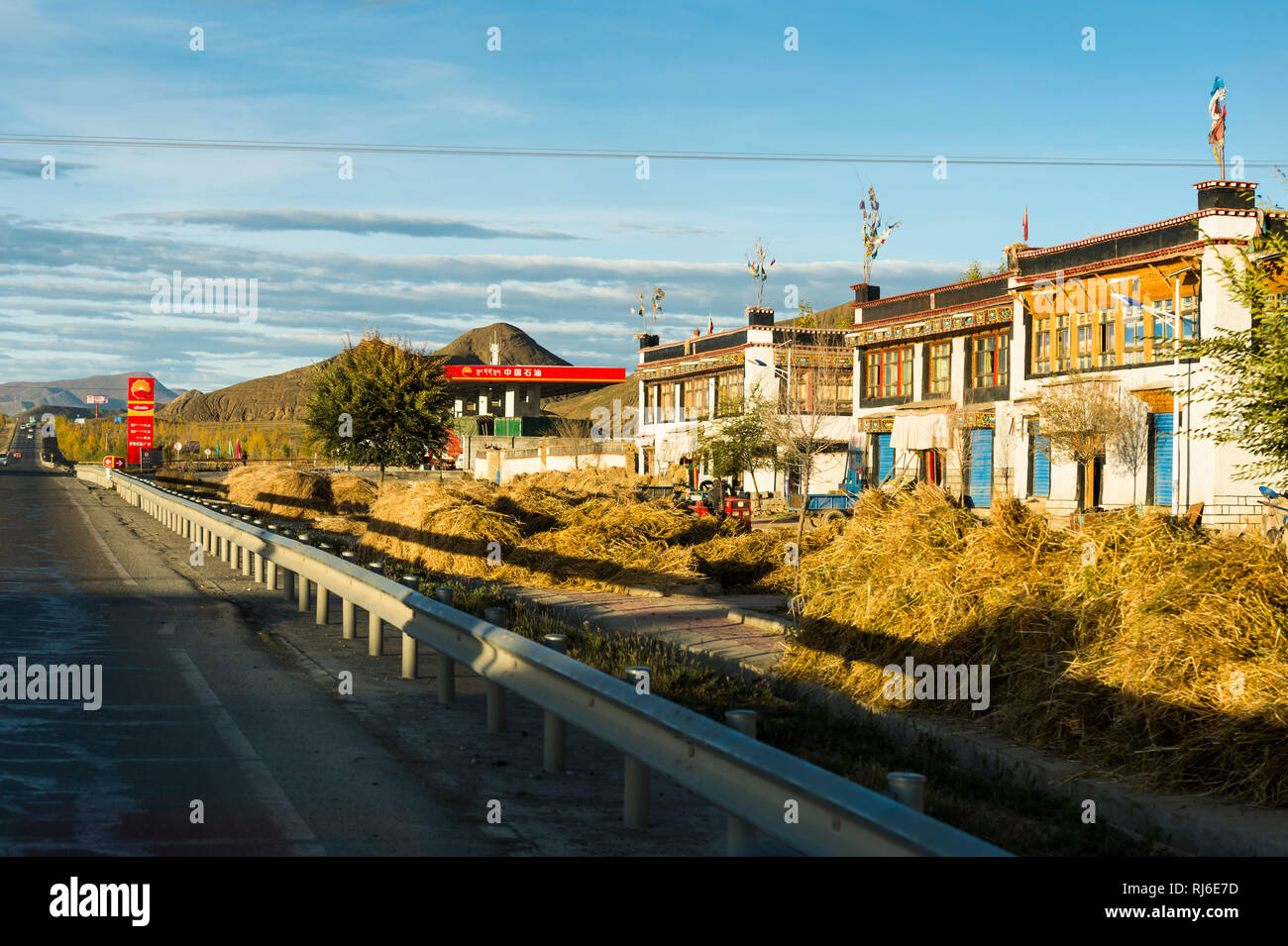 Tibet, der Friendship Highway Stock Photo - Alamy