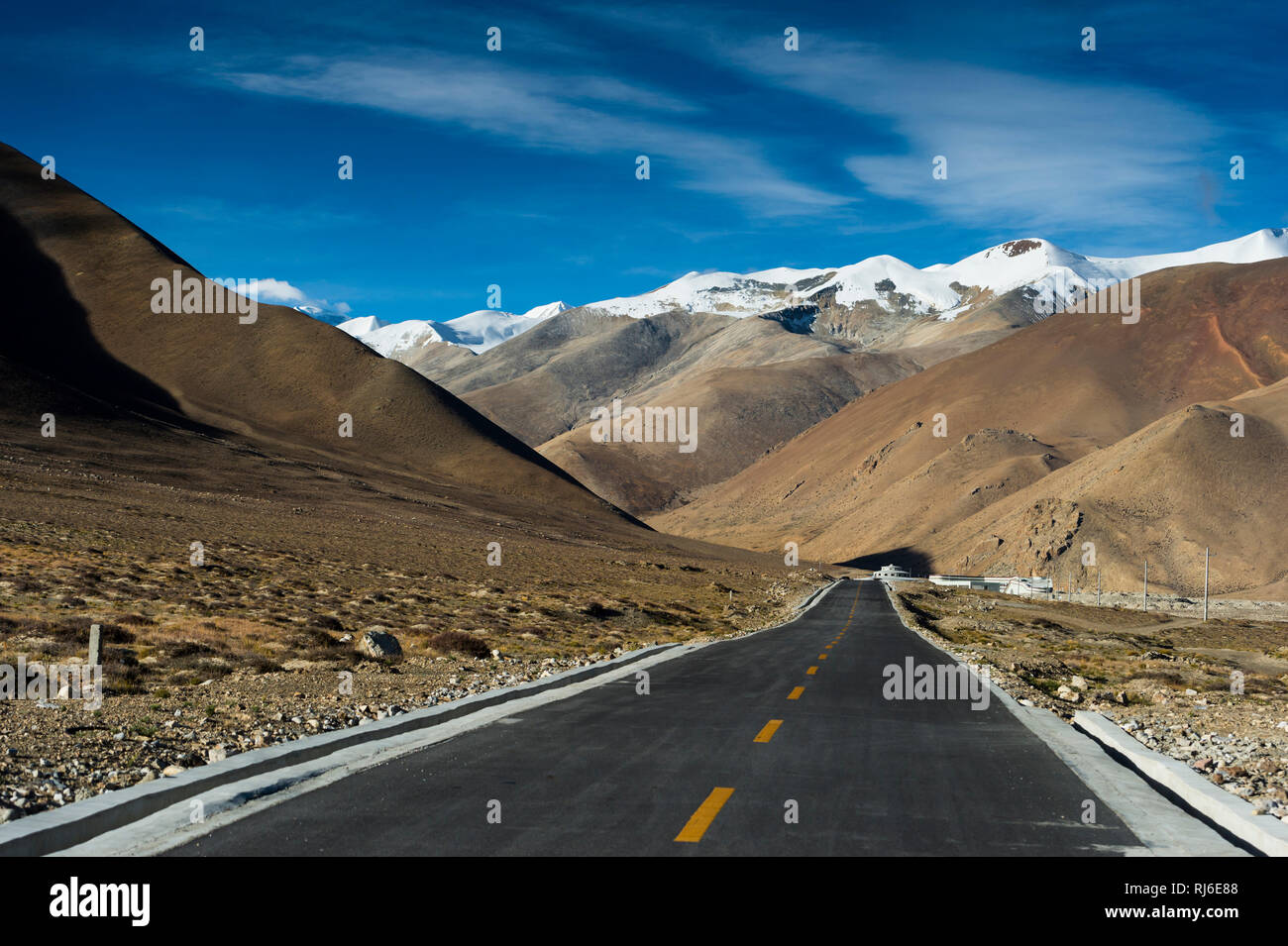 Tibet, das Himalaya, Gyvu La Pass Stock Photo - Alamy