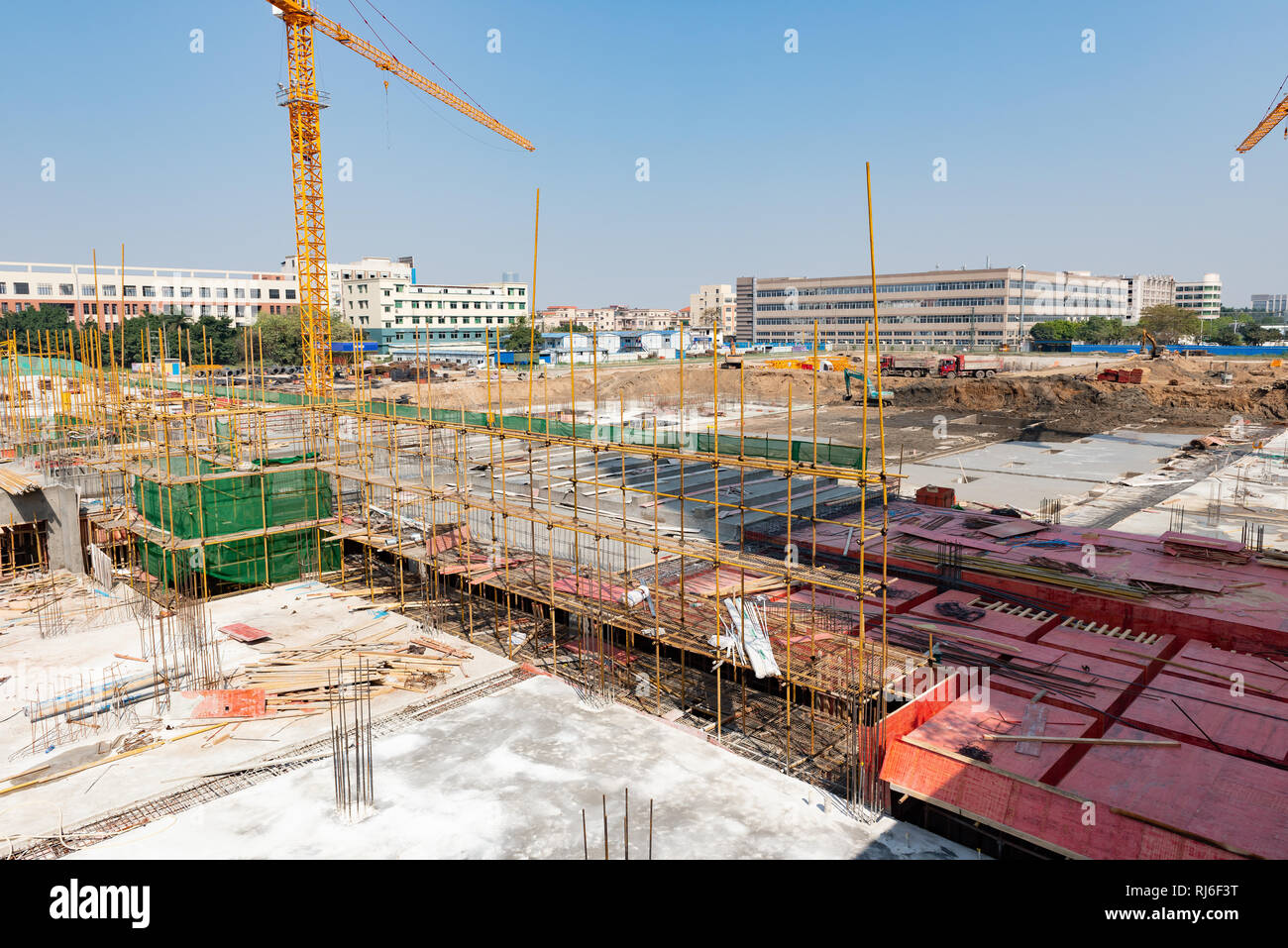 Construction site doing base hi-res stock photography and images - Alamy