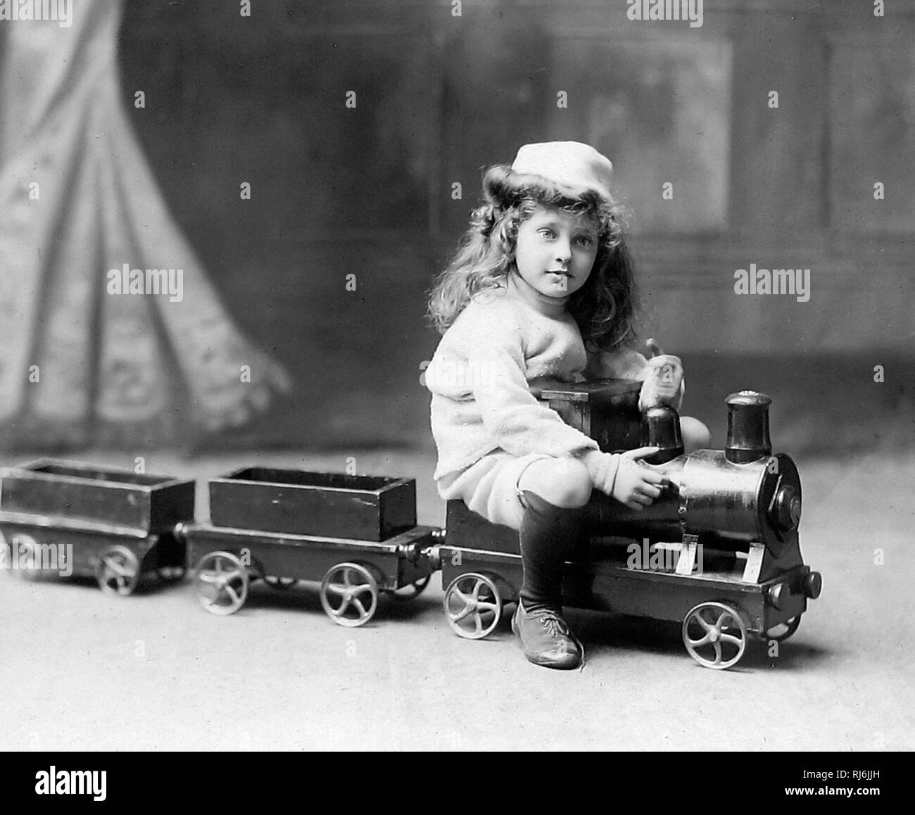 Child children vintage hi-res stock photography and images - Alamy