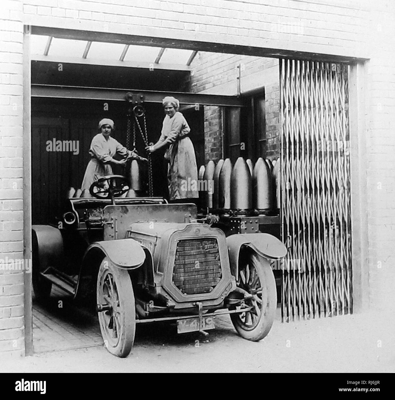 WW1 Munitions factory Stock Photo - Alamy