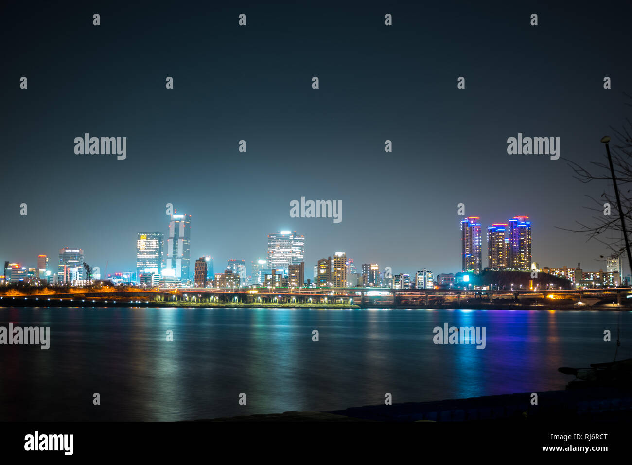 Hangang river night view Stock Photo - Alamy