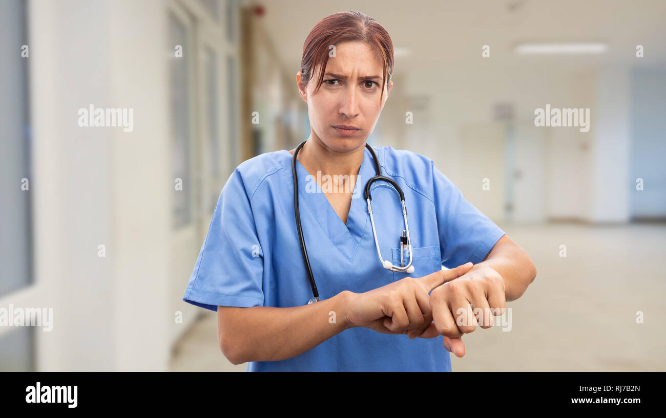 Nurse clock hi-res stock photography and images - Alamy