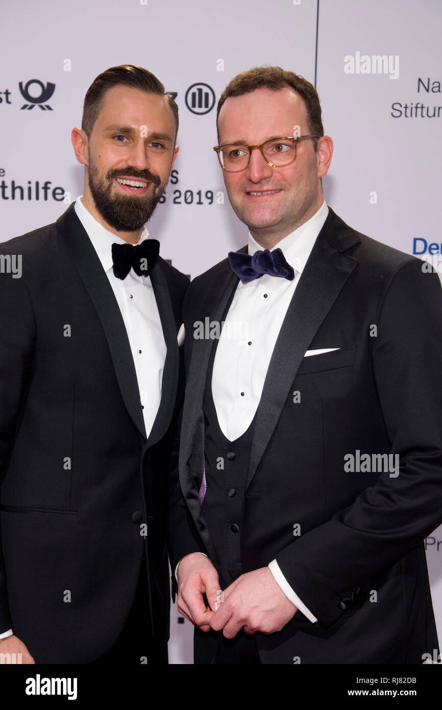 Wiesbaden, Deutschland. 02nd Feb, 2019. Jens SPAHN, Federal Minister of Health, with husband ...