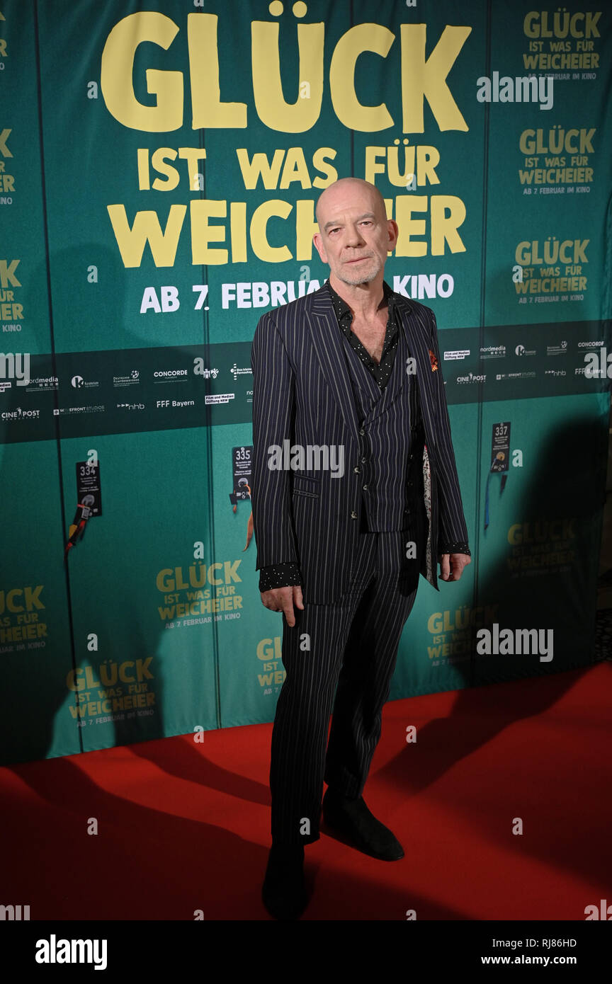 05 February 2019, North Rhine-Westphalia, Köln: The actor Martin Wuttke ...