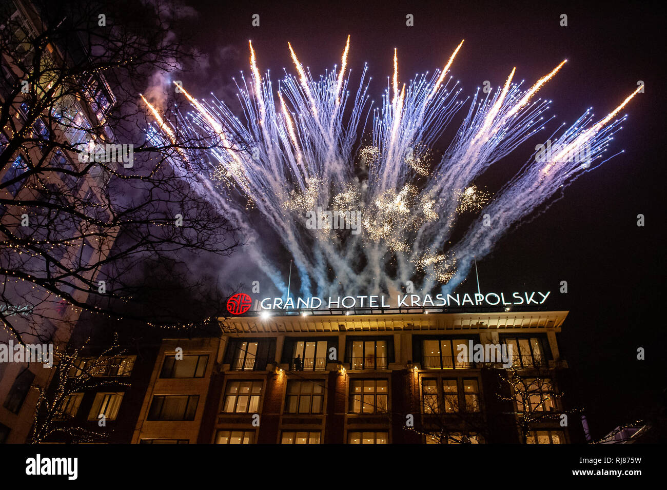 New Holland Symbol High Resolution Stock Photography and Images - Alamy