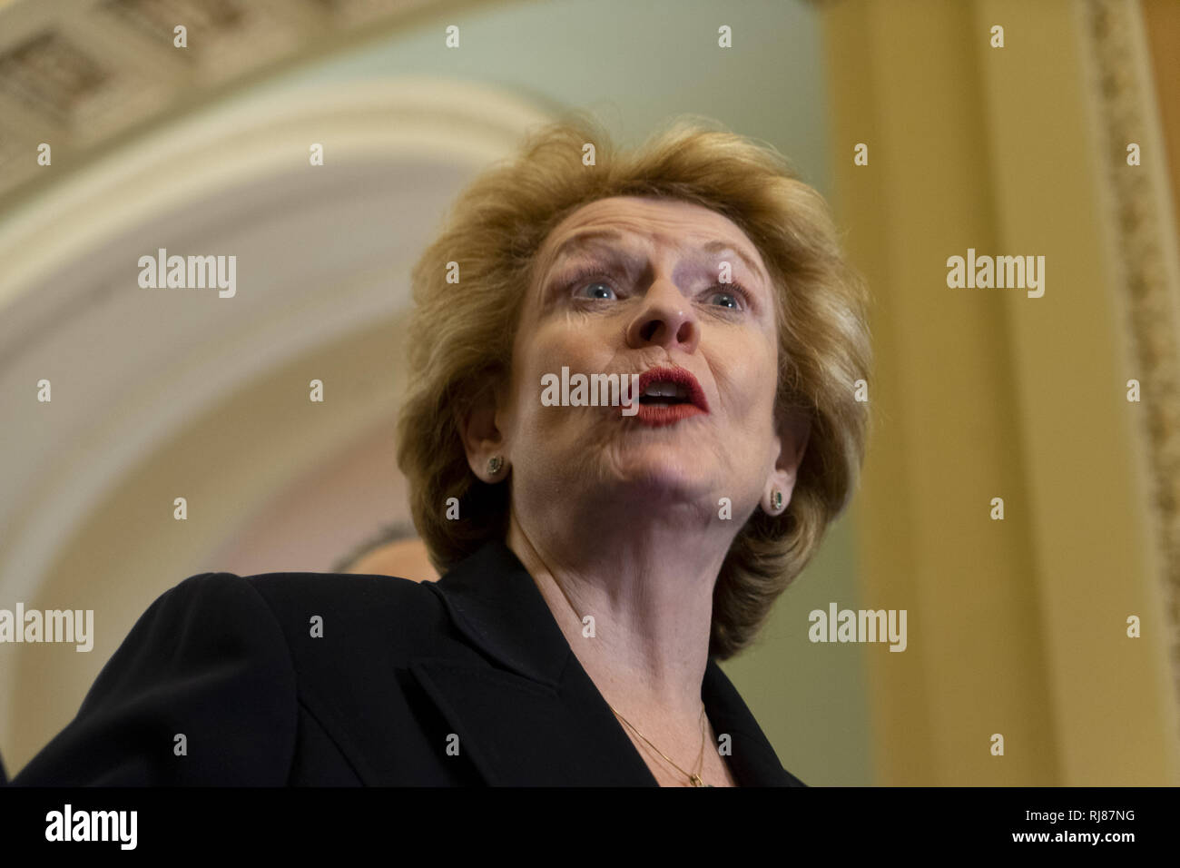 Senator debbie stabenow hi-res stock photography and images - Alamy