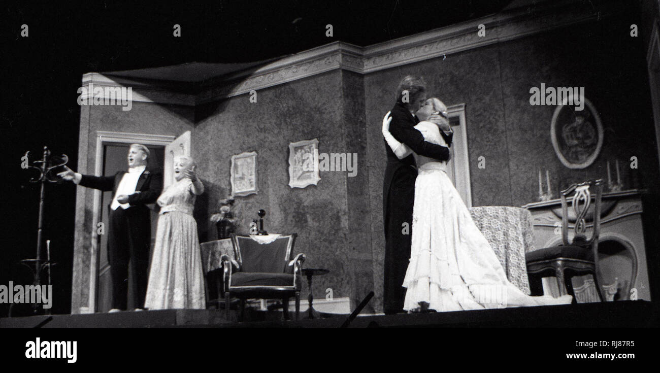 Dean Dittmann, Margaret Whiting, Terrence Monk and Candice Earley ...