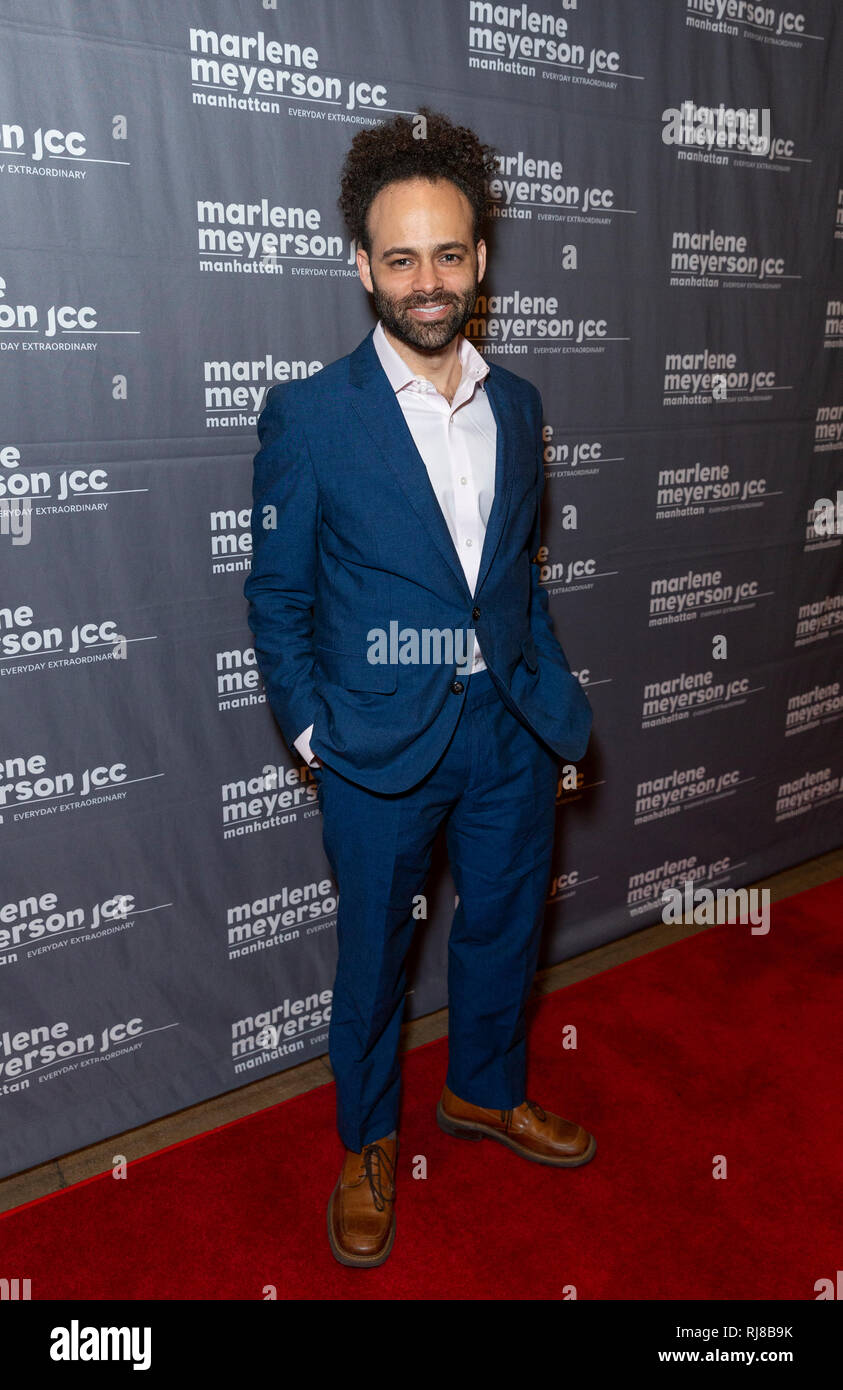 Director shawn snyder hi-res stock photography and images - Alamy