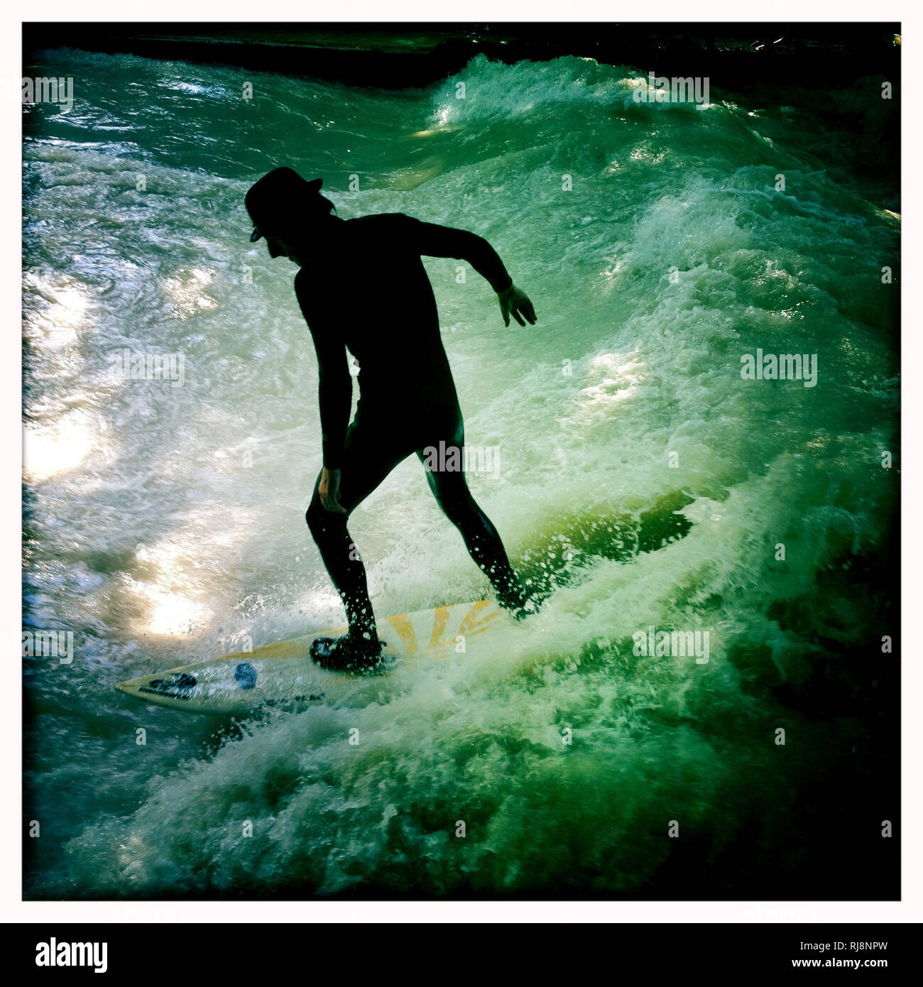 Welle wasser Cut Out Stock Images & Pictures - Alamy